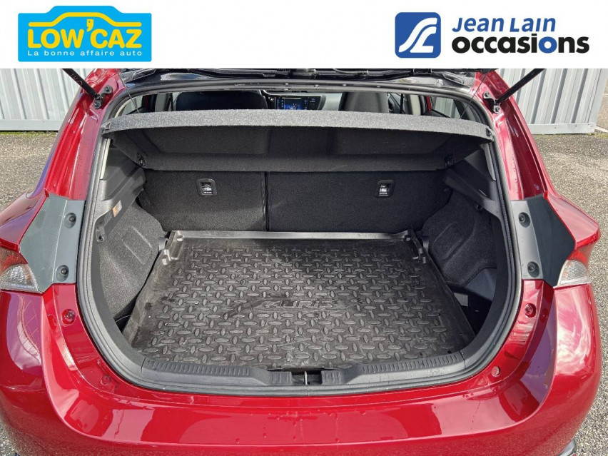 TOYOTA Auris Hybride 136h Collection d’occasion de 2017 avec 47800 kms ...