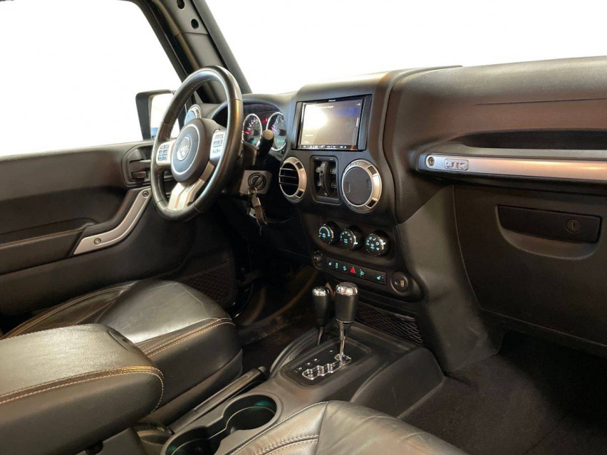 JEEP Wrangler V6 3.6 Pentastar 284 4x4 Command Trac BVA JK Edition d ...